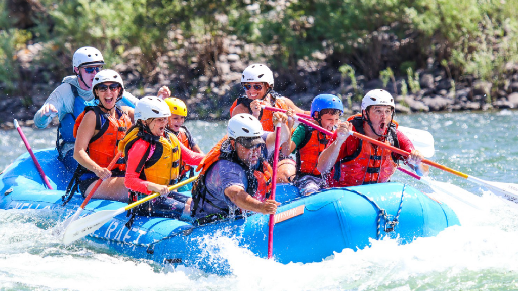Best Things to Do in and Around Yellowstone’s North Entrance