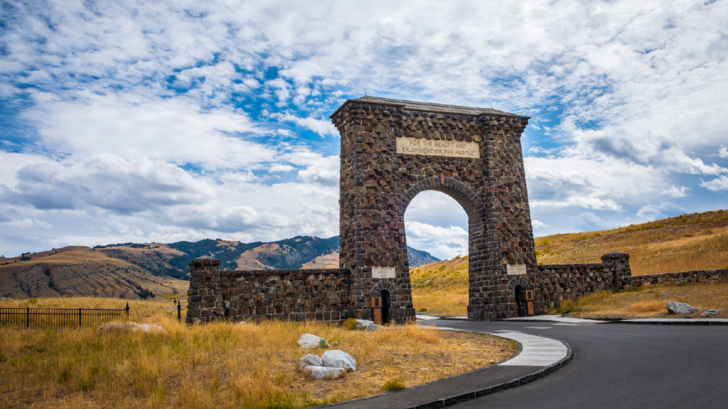 Best Things to Do in and Around Yellowstone’s North Entrance
