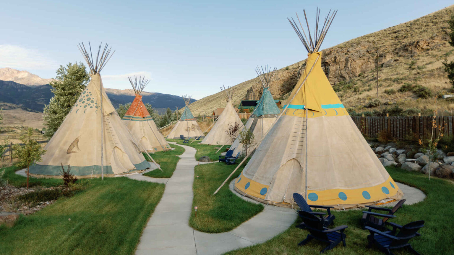 Yellowstone Whitewater Trip and Tour Packages | Gardiner, Montana